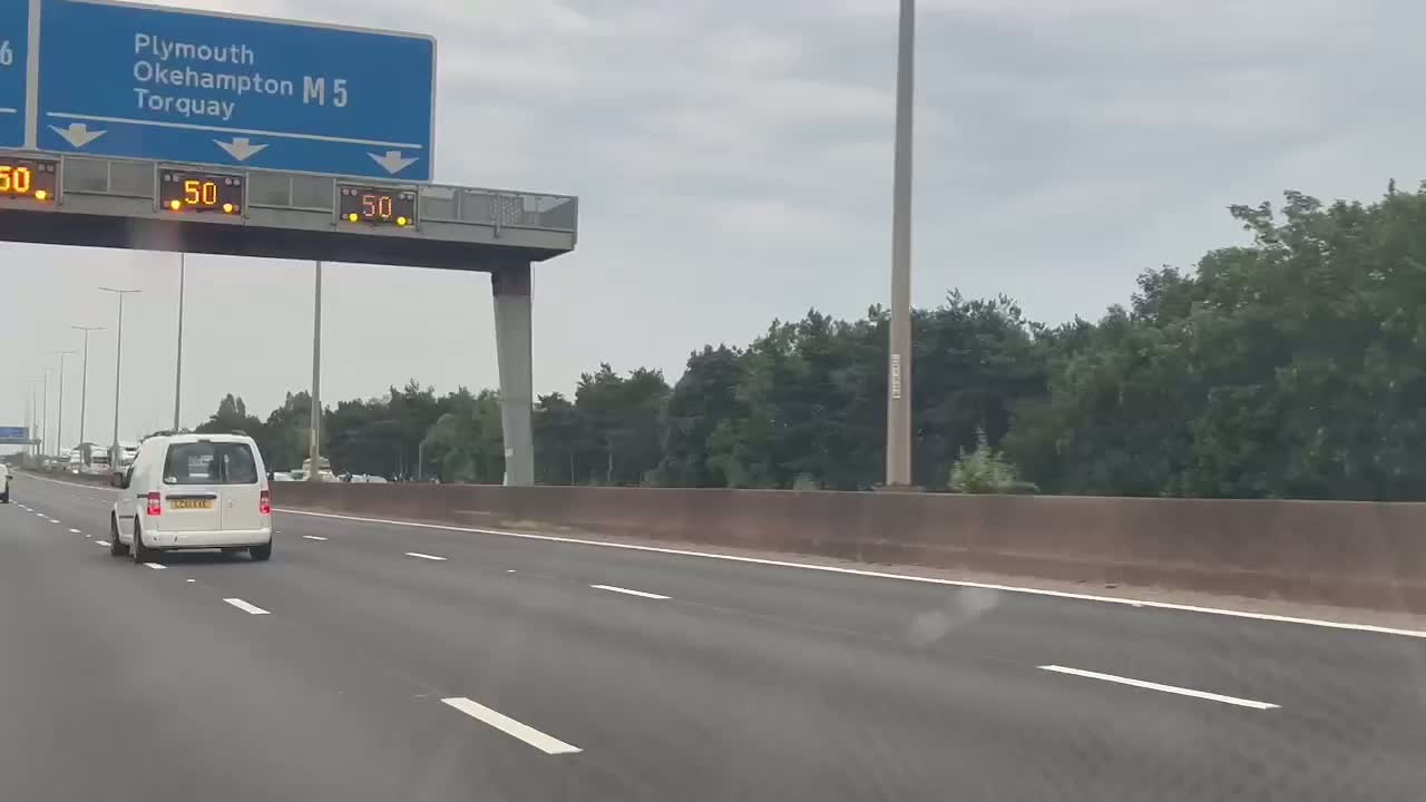 M5 closed due to police incident in Devon - Somerset Live