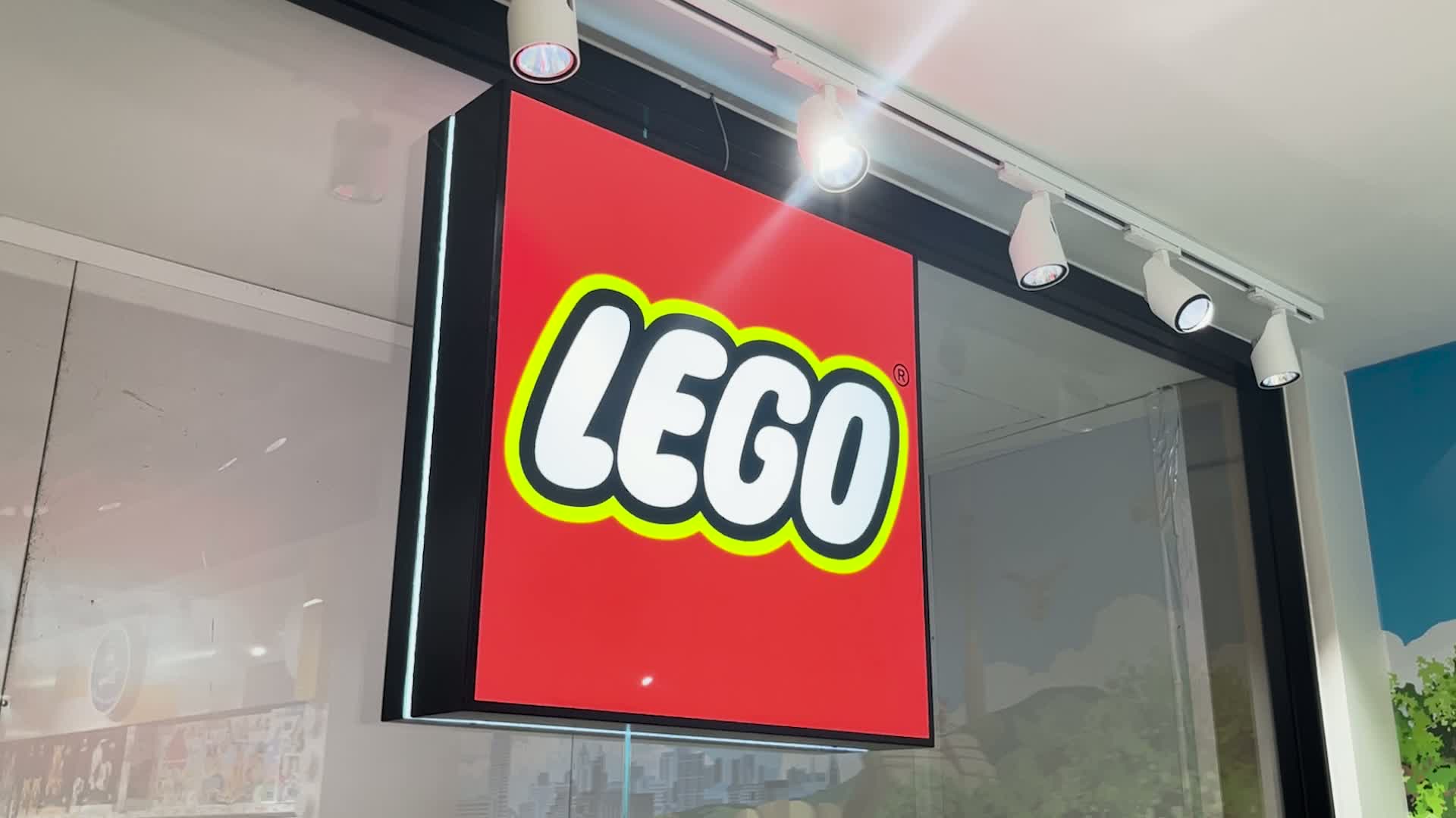 Lego set to open a huge new store in Yorkshire city centre - Leeds Live