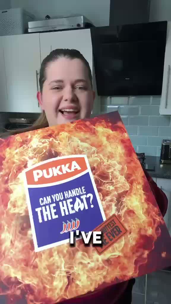 I tried the new Chicken Vindaloo Pukka Pie and 1 thing genuinely ...
